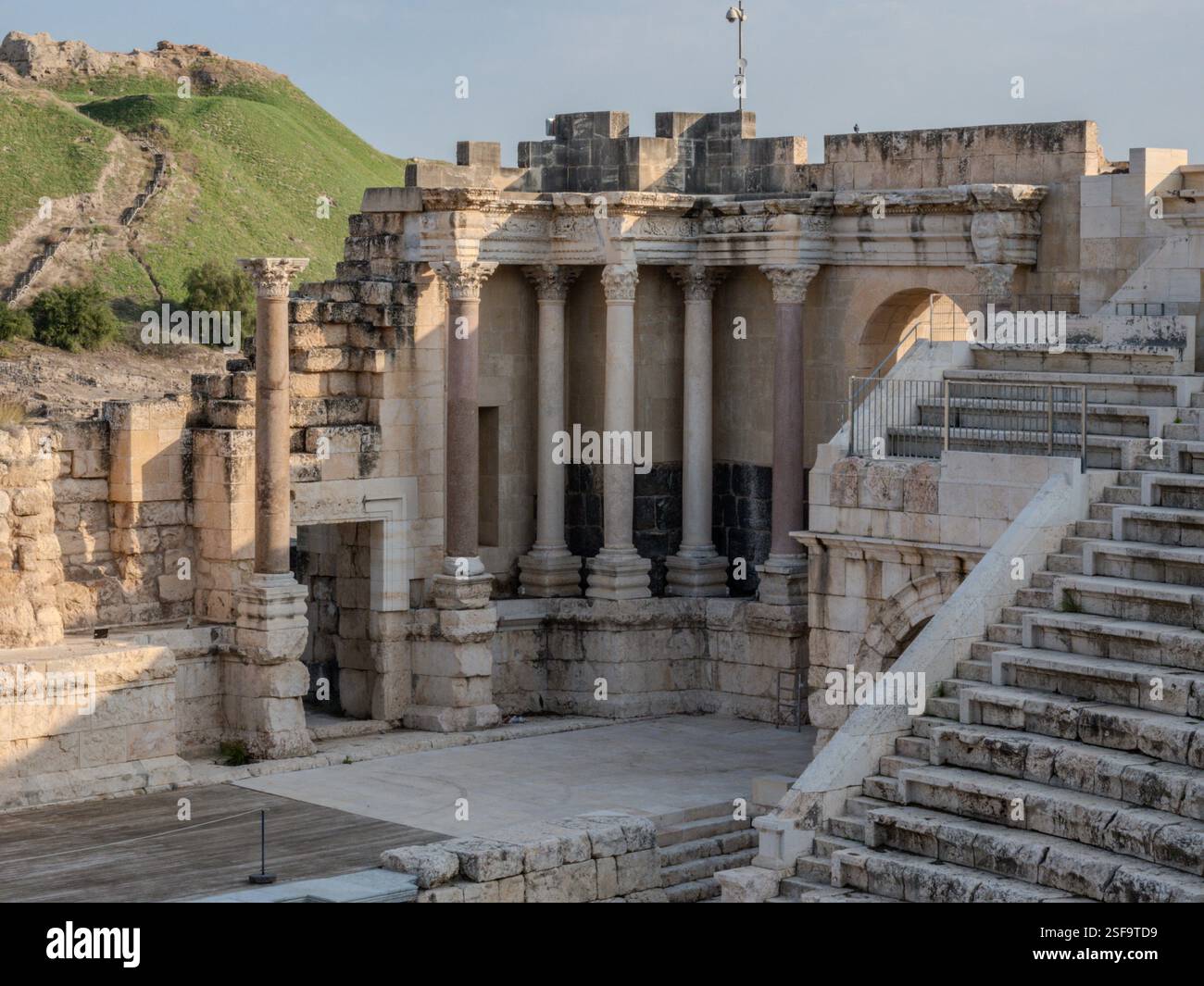 The ruins of the Roman theater at Beth Shean Stock Photo - Alamy