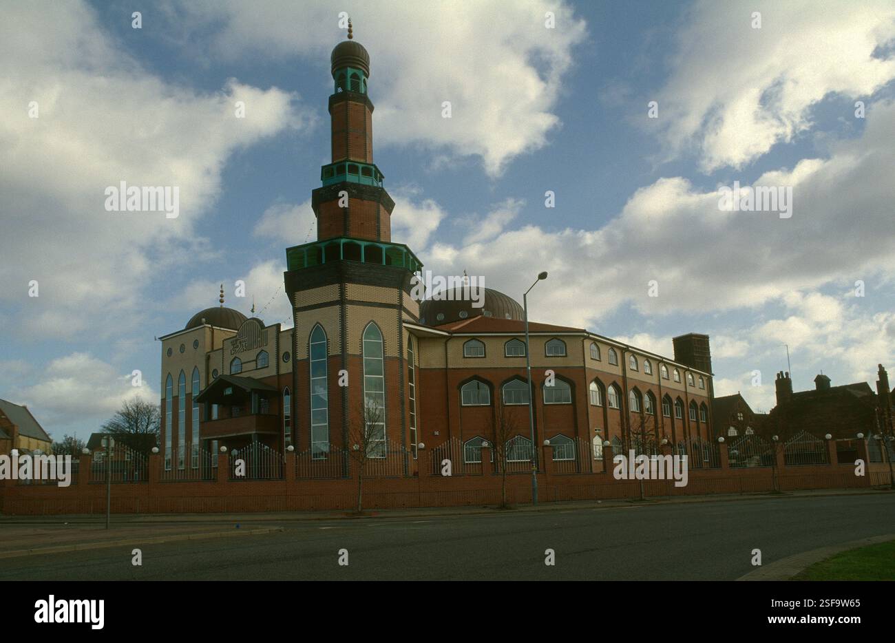 The Central Jamia Mosque Ghamkol Sharif in Small Heath Birmingham Stock ...