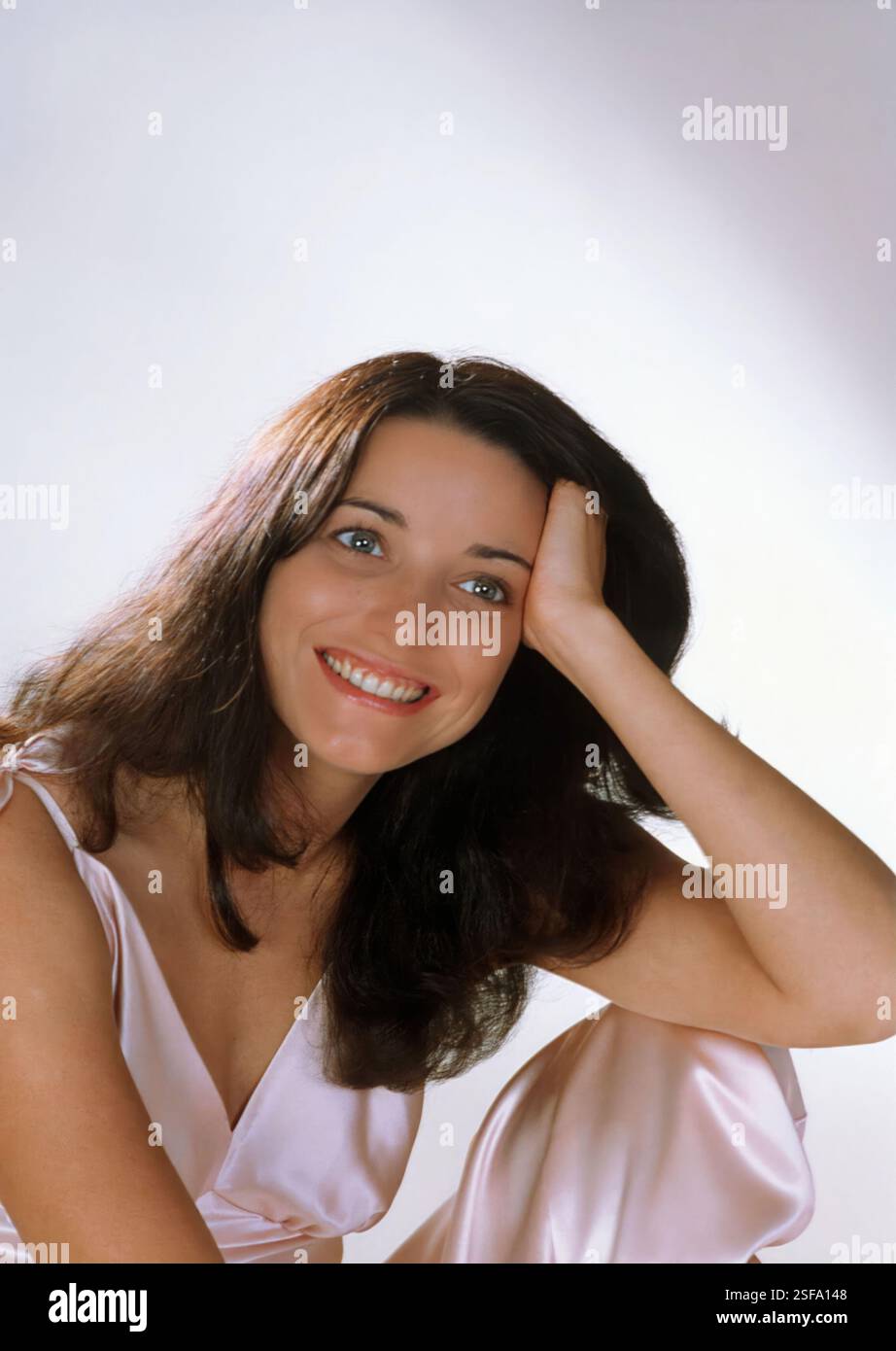 KAREN ALLEN in RAIDERS OF THE LOST ARK (1981), directed by STEVEN ...