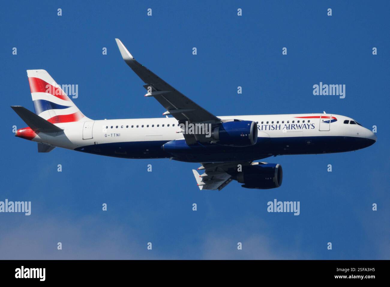 Der Airbus A320-251N A20N der Fluglinie British Airways BA / BAW mit ...