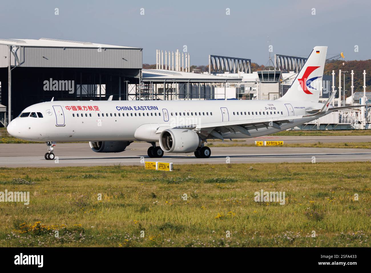 Der Airbus A321-251NX A21N der Fluglinie China Eastern Airlines MU ...