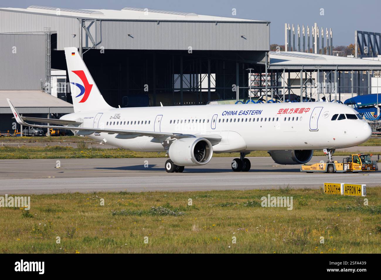 Der Airbus A321-251NX A21N der Fluglinie China Eastern Airlines MU ...