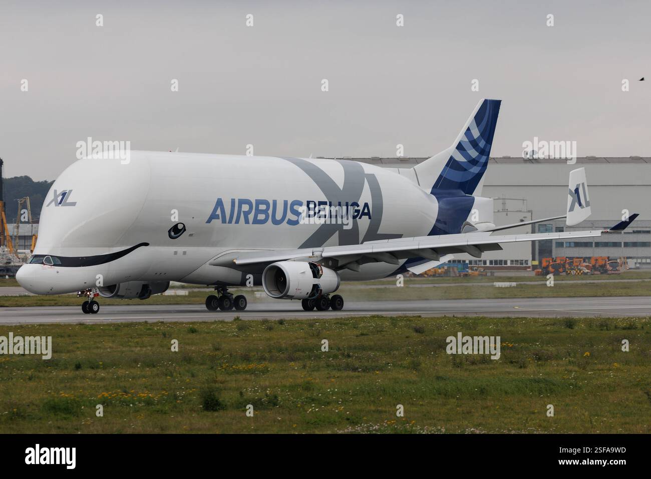 Der Airbus A330-743L Beluga XL A337 der Fluglinie Airbus Transport ...