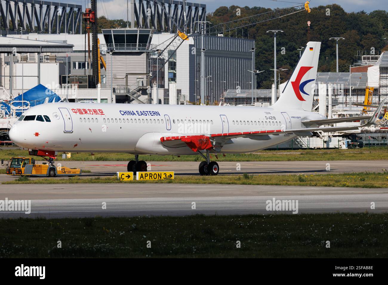 Der Airbus A321-251NX A21N der Fluglinie China Eastern Airlines MU ...