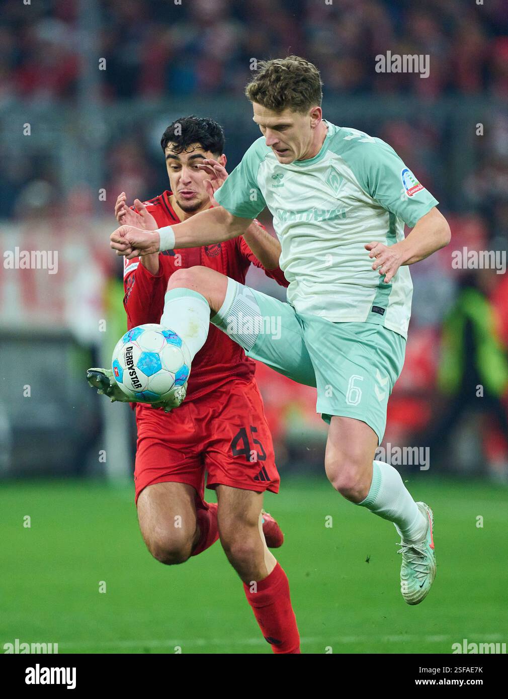 Aleksandar Pavlovic, FCB 45 compete for the ball, tackling, duel ...