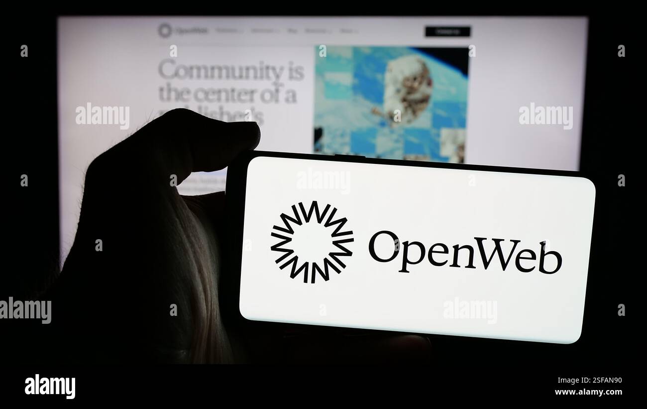 Stuttgart, Germany. 14th Nov, 2024. In this photo illustration, a person is holding a mobile ...