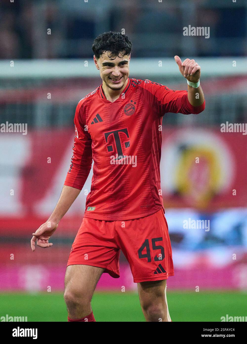 Aleksandar Pavlovic, FCB 45 in the match FC BAYERN MUENCHEN - SV WERDER ...