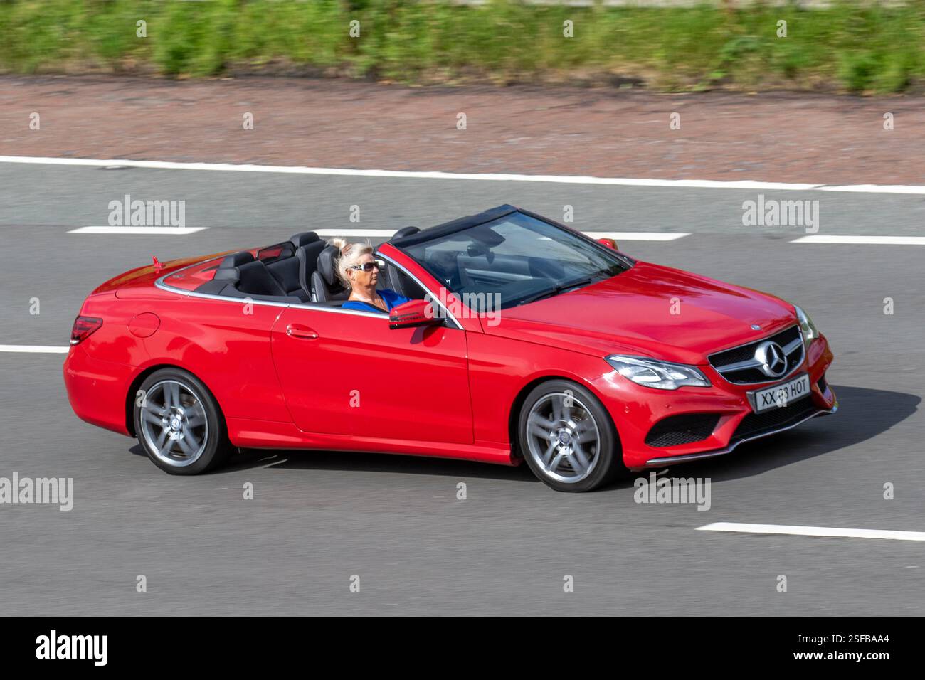 Cdi sport amg convertible hi-res stock photography and images - Alamy