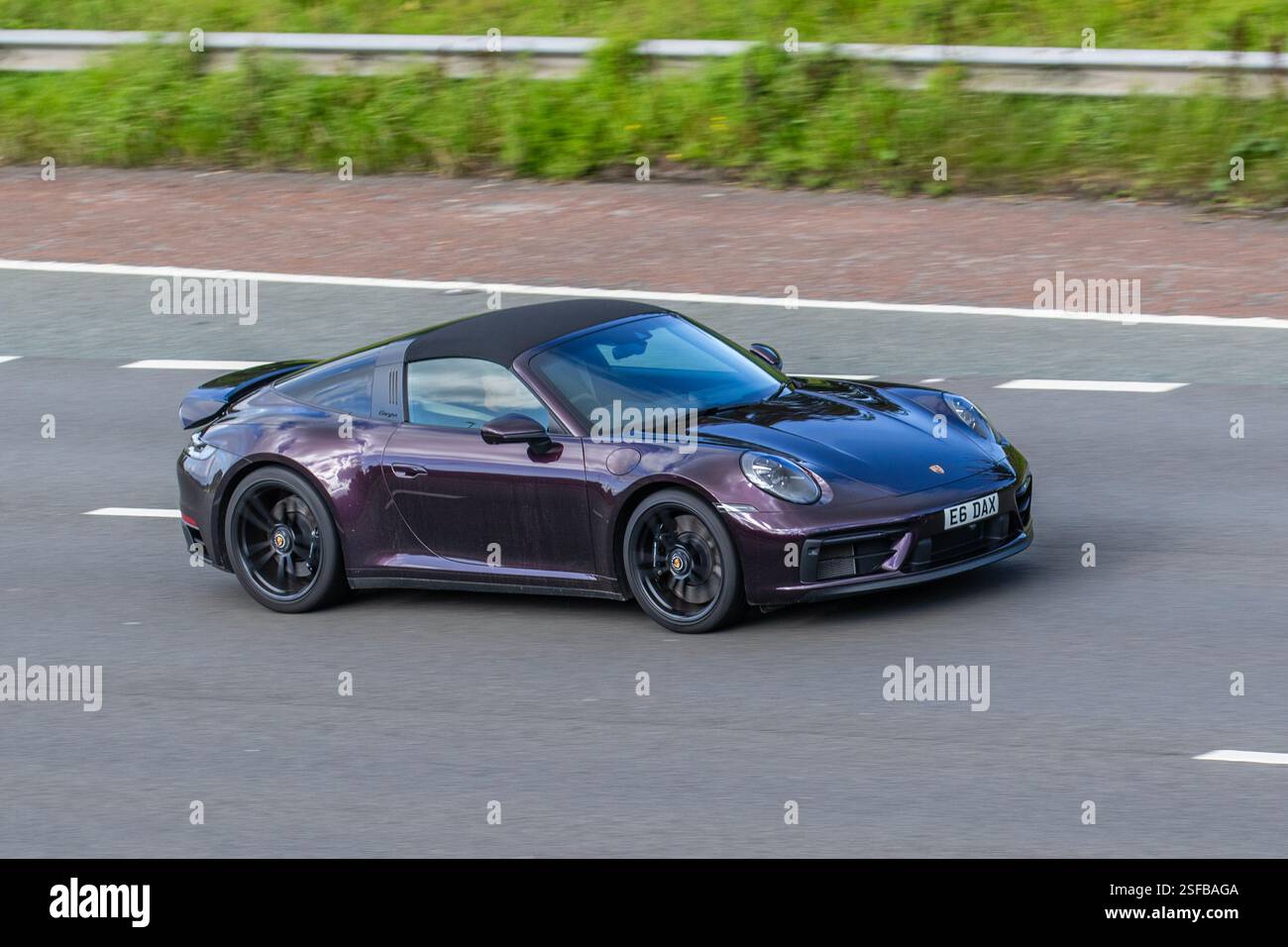 2022 Mauve Purple Porsche 911 Targa 4 GTS, Porsche's top-spec ...