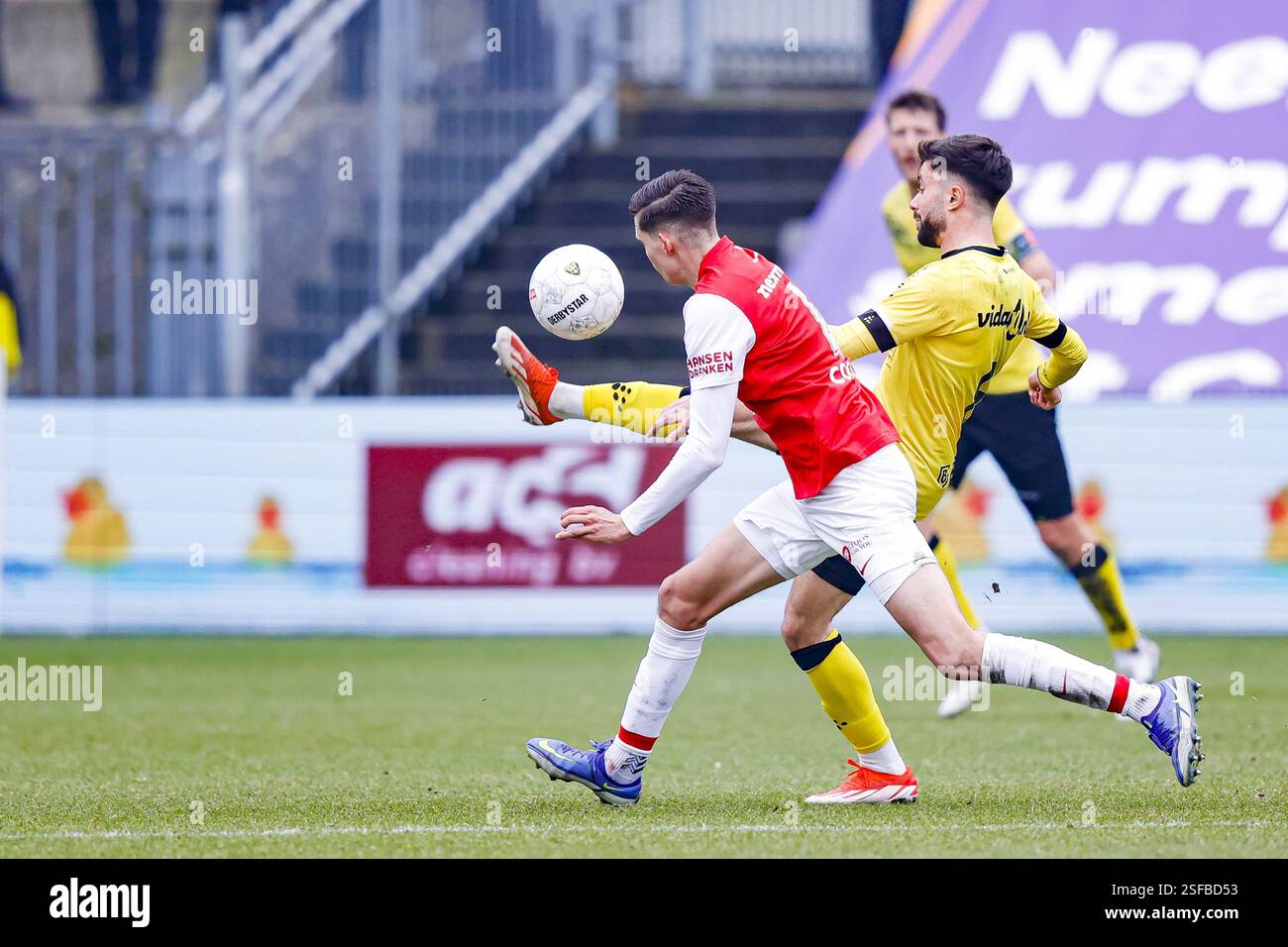 VENLO, 09-02-2025, Covebo Stadium - De Koel, football, Keukenkampioen ...
