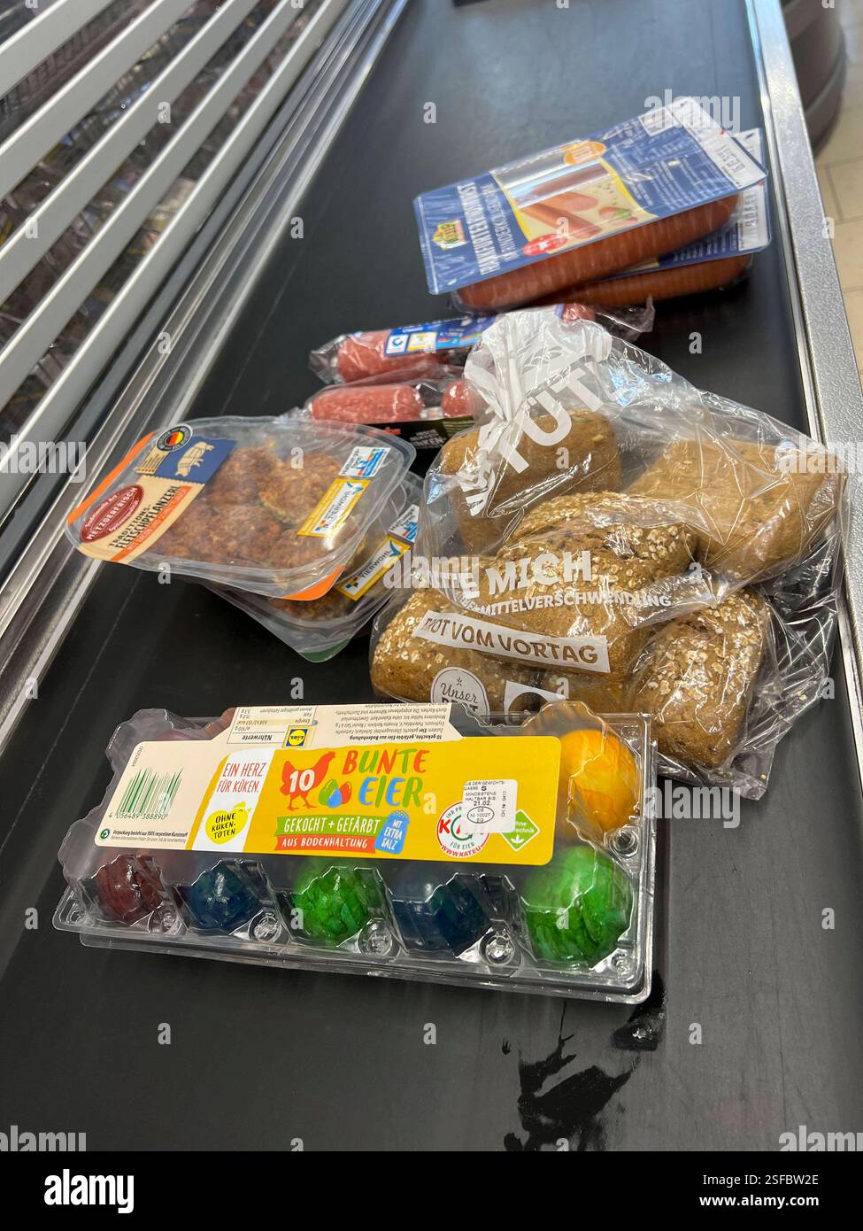 Lidl meatballs hi-res stock photography and images - Alamy