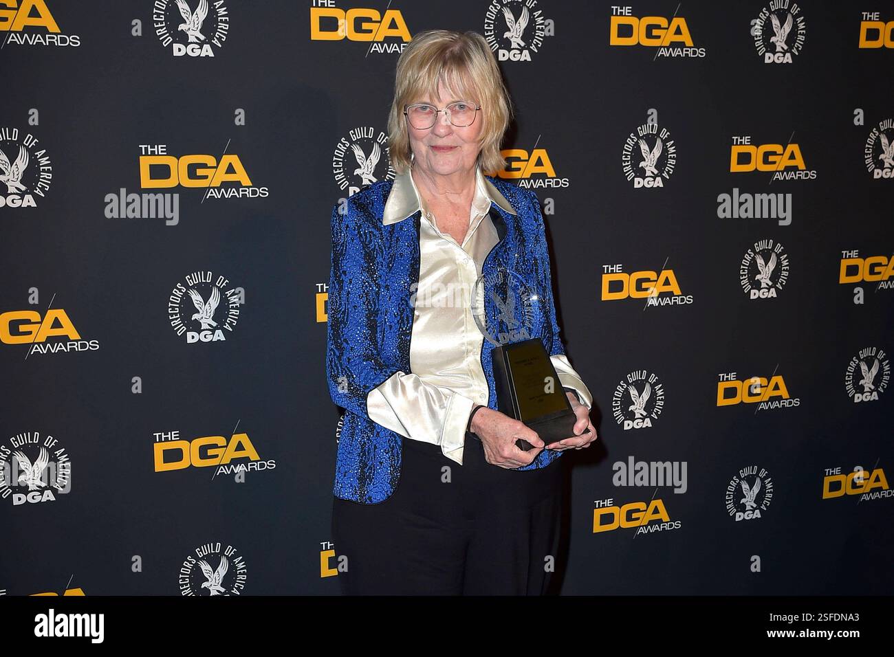 Mary Rae Thewlis beim Photocall mit den Preisträgern und Laudatoren der ...