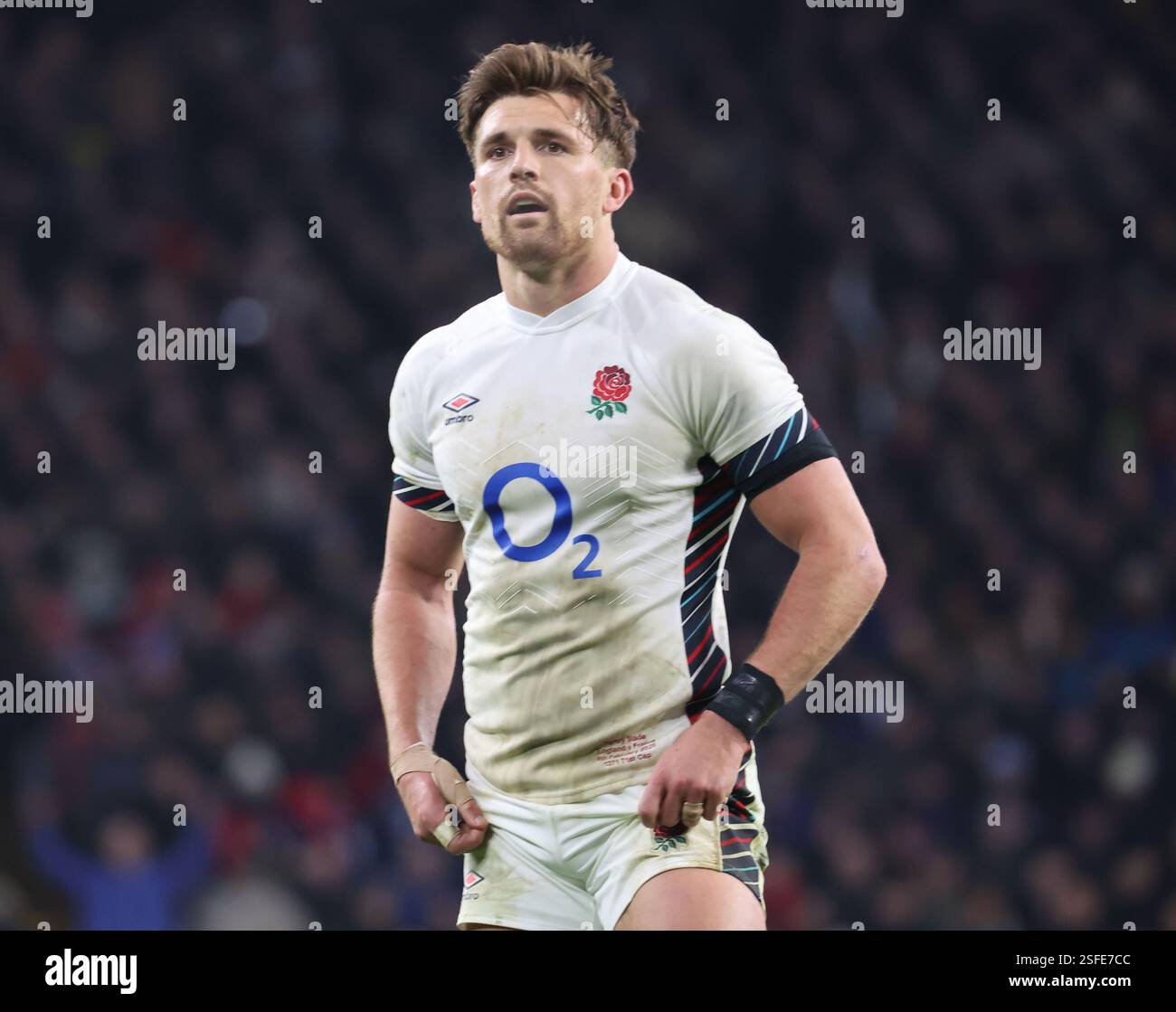 London, UK. 08th Feb, 2025. England's Henry Slade (Exeter Chiefs) in ...