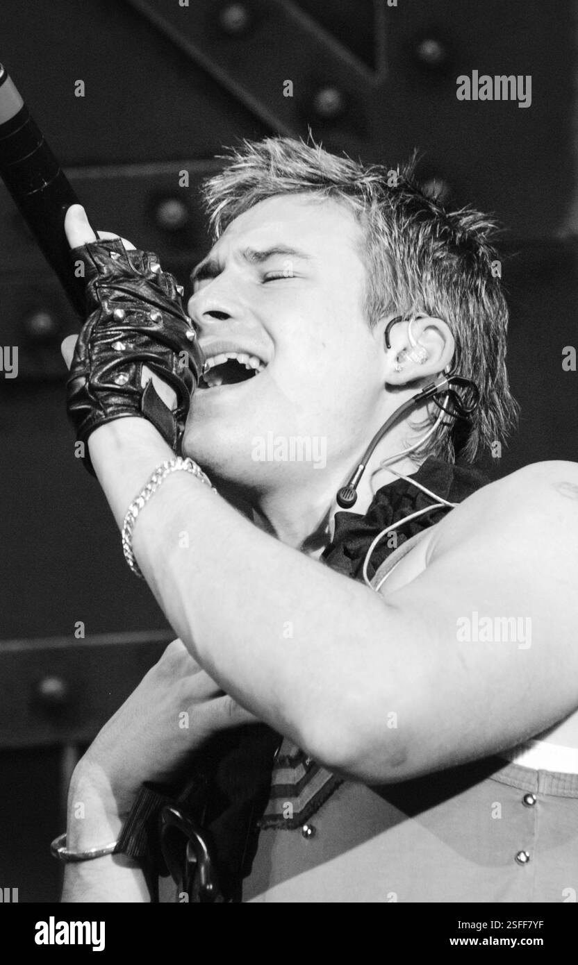 LEE RYAN, BOYBAND, BLUE, 2003: Lee Ryan from BLUE at Cardiff ...
