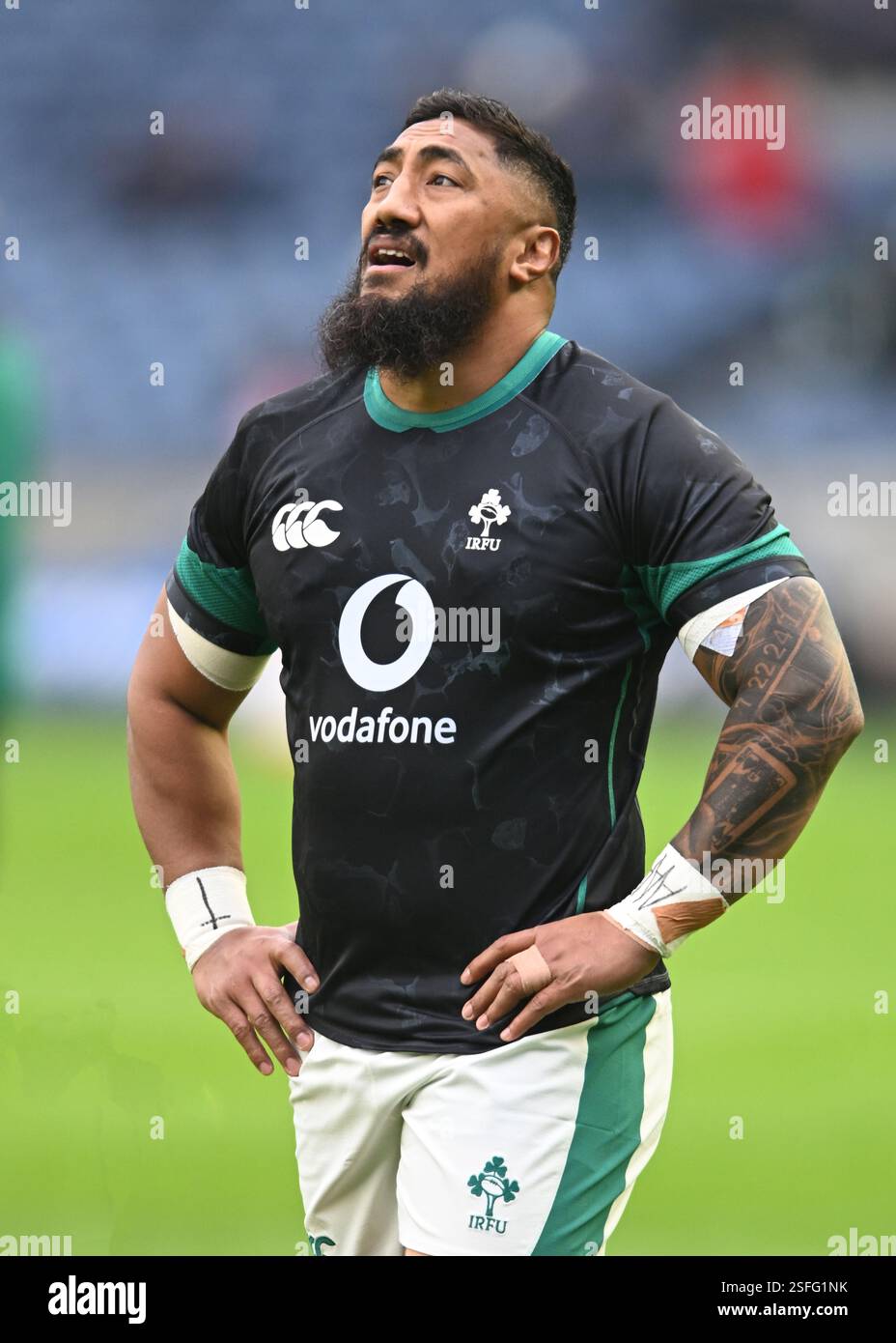 Edinburgh, UK. 9th Feb, 2025. Bundee Aki of Ireland during the Six ...