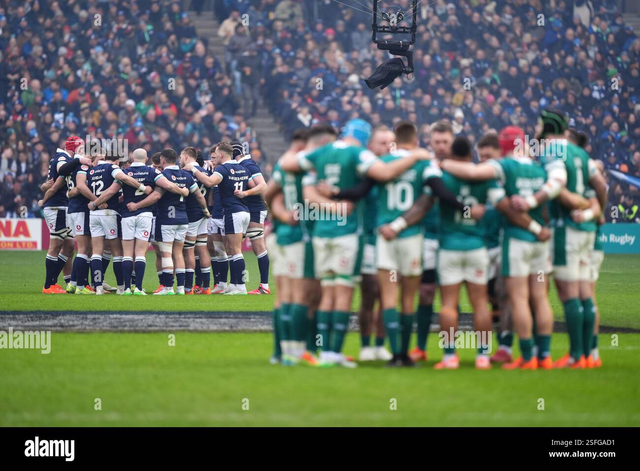 Scotland players form a huddle before the Guinness Men's Six Nations ...