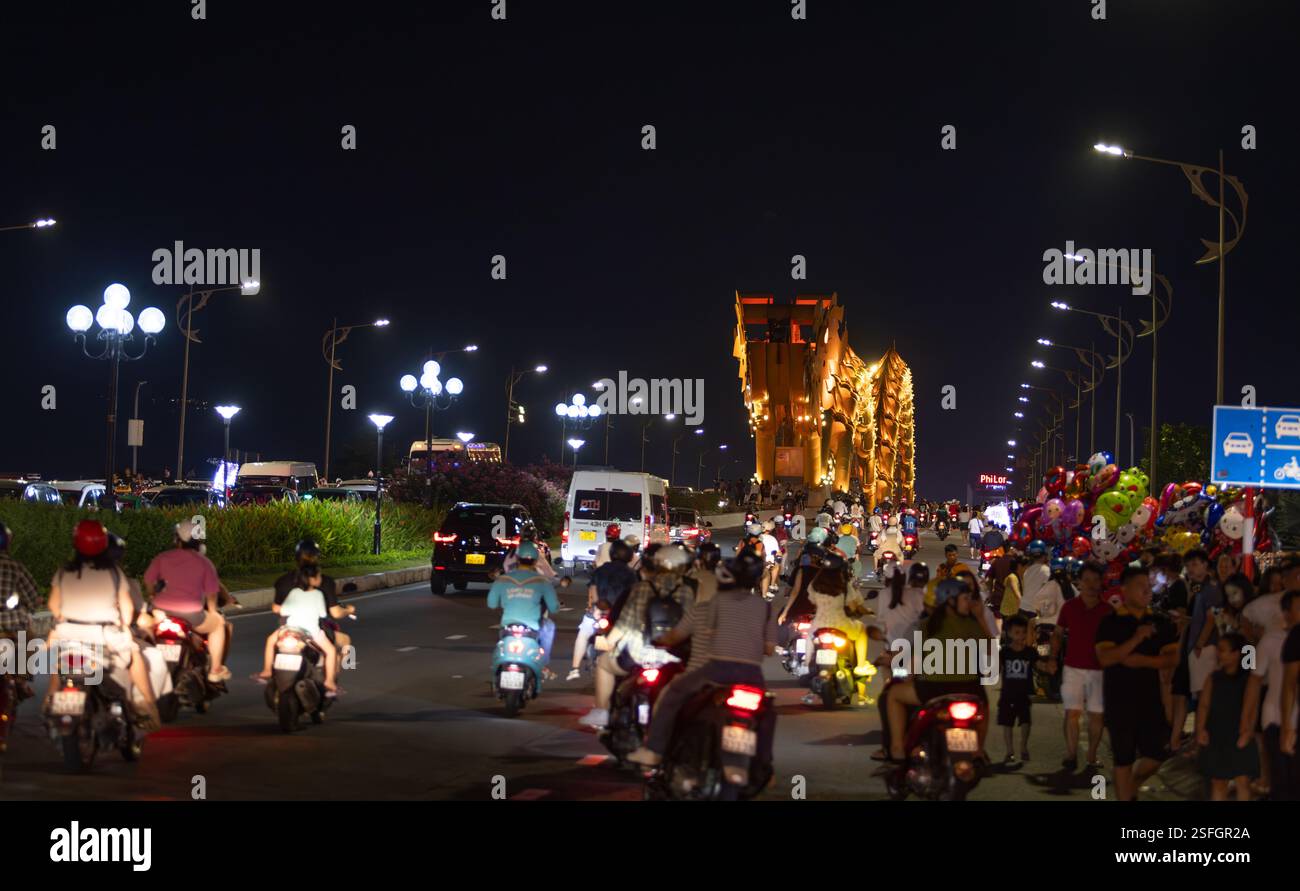 Da Nang, Vietnam - July 2 2024: far view of dragon bridge in da nang ...