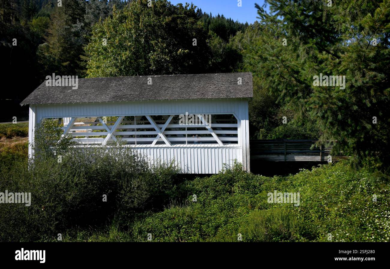 Sandy Creek Covered Bridge, which spans Sandy Creek in Oregon, is ...