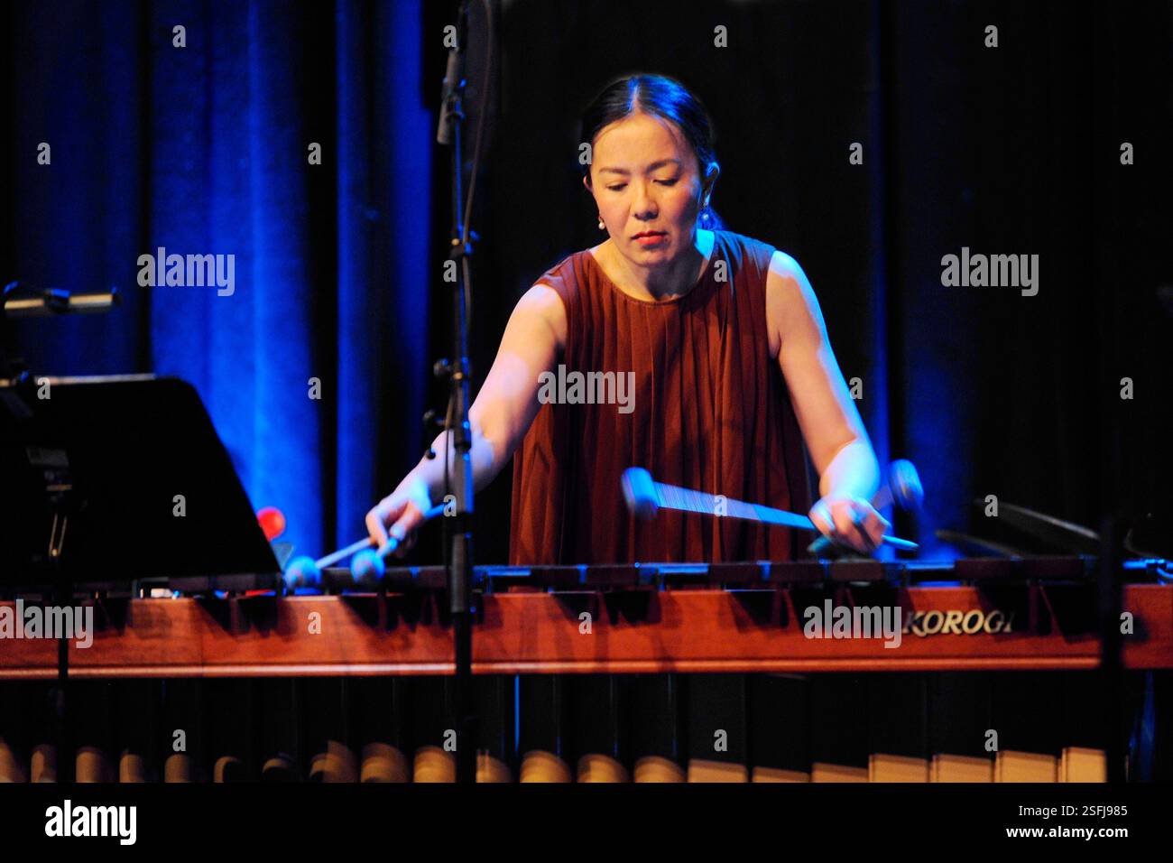 Die japanische Jazz-Marimaphonistin Taiko Saito beim 29. JOE-Festival ...