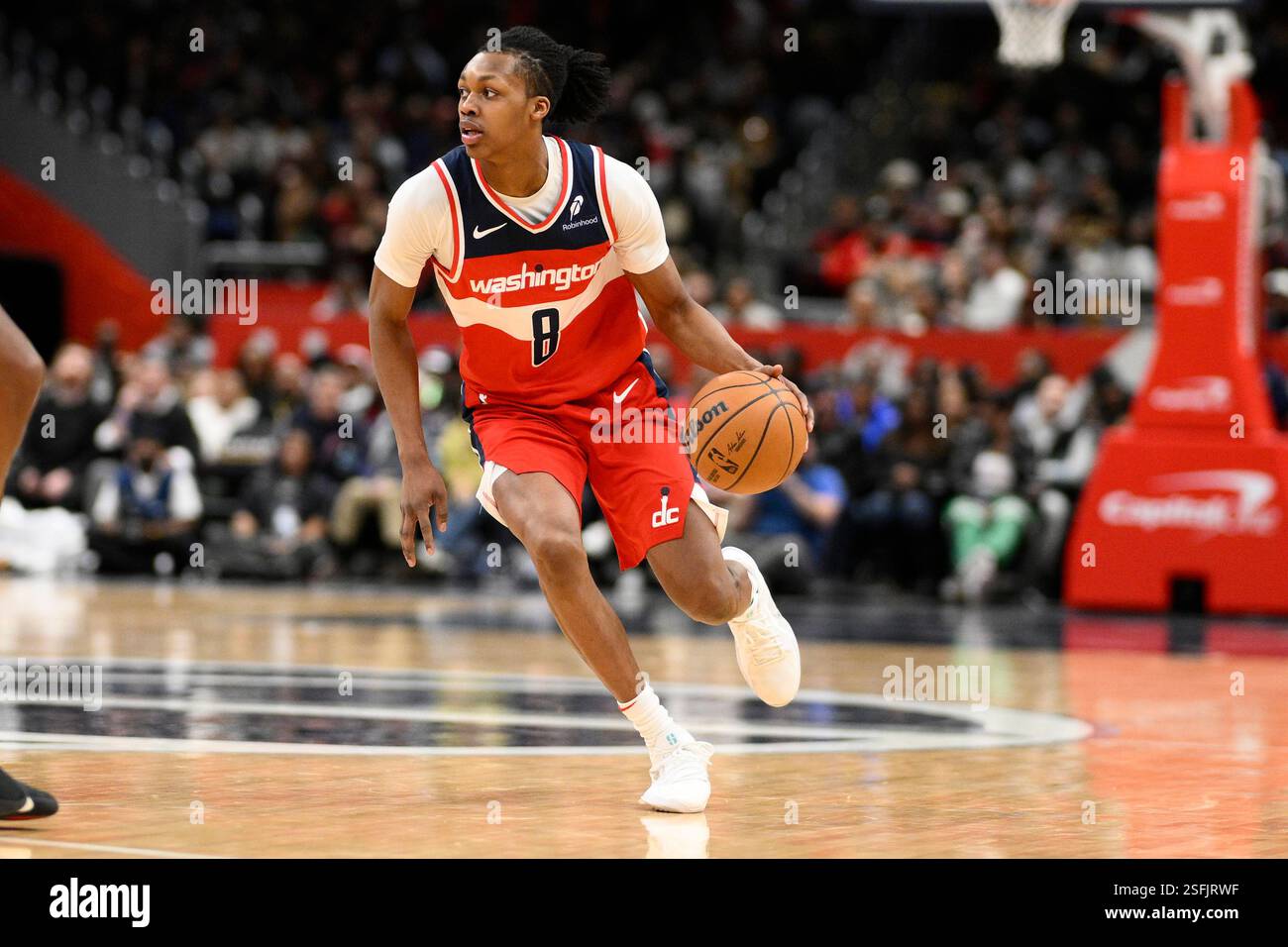 Washington Wizards guard Bub Carrington (8) in action during the second ...