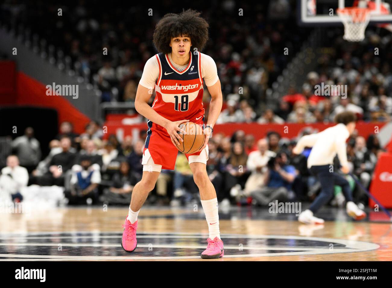 Washington Wizards forward Kyshawn George (18) in action during the ...