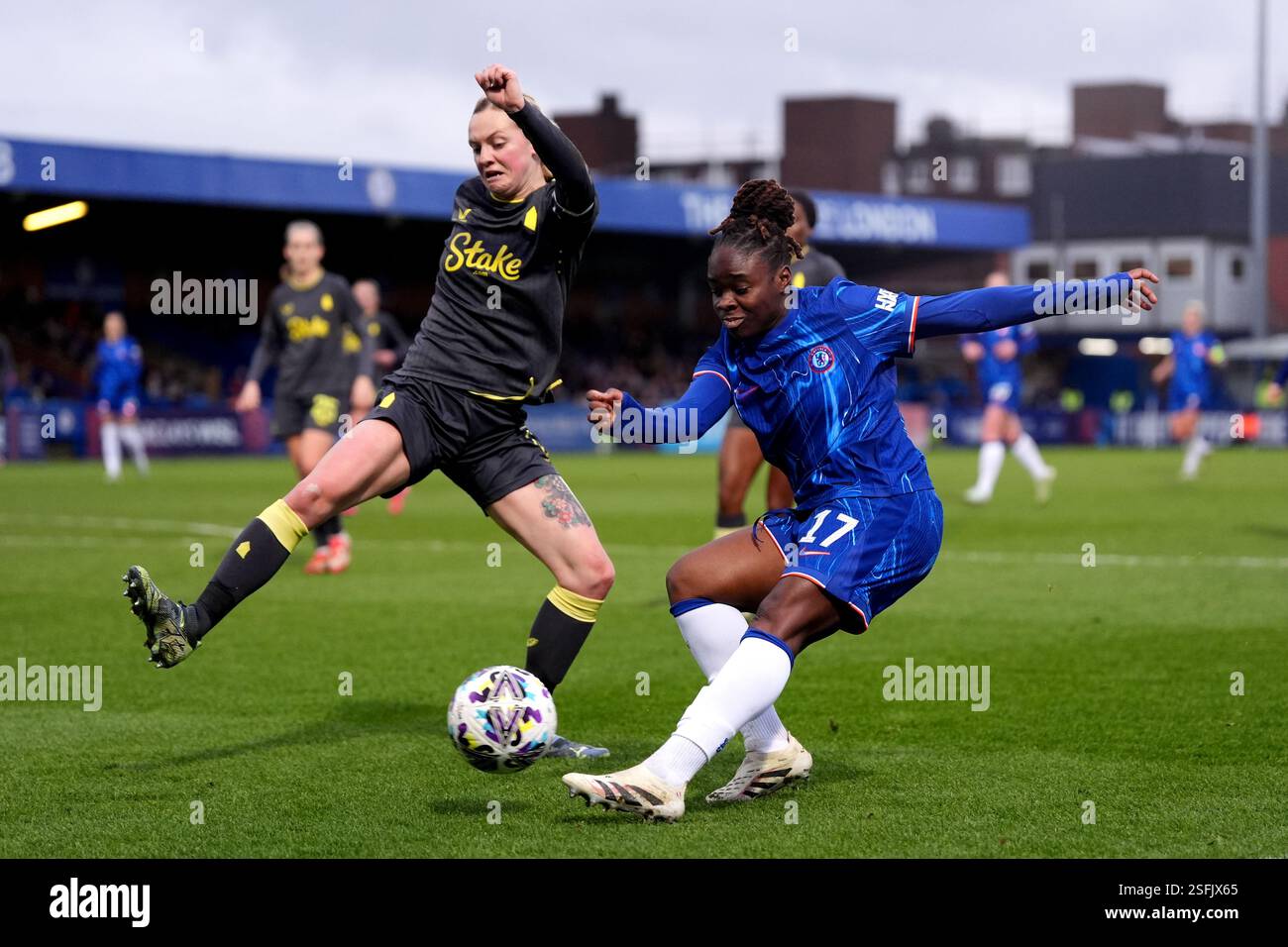 Chelsea’s Sandy Baltimore battle for the ball with Everton’s Lucy Hope ...