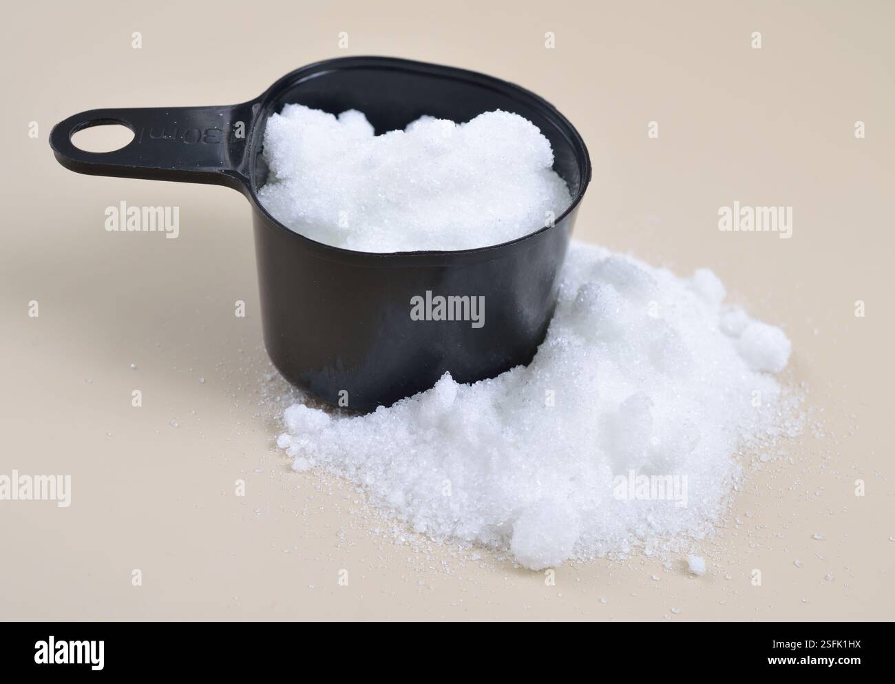 Ammonium persulfate APS is the inorganic compound Stock Photo - Alamy