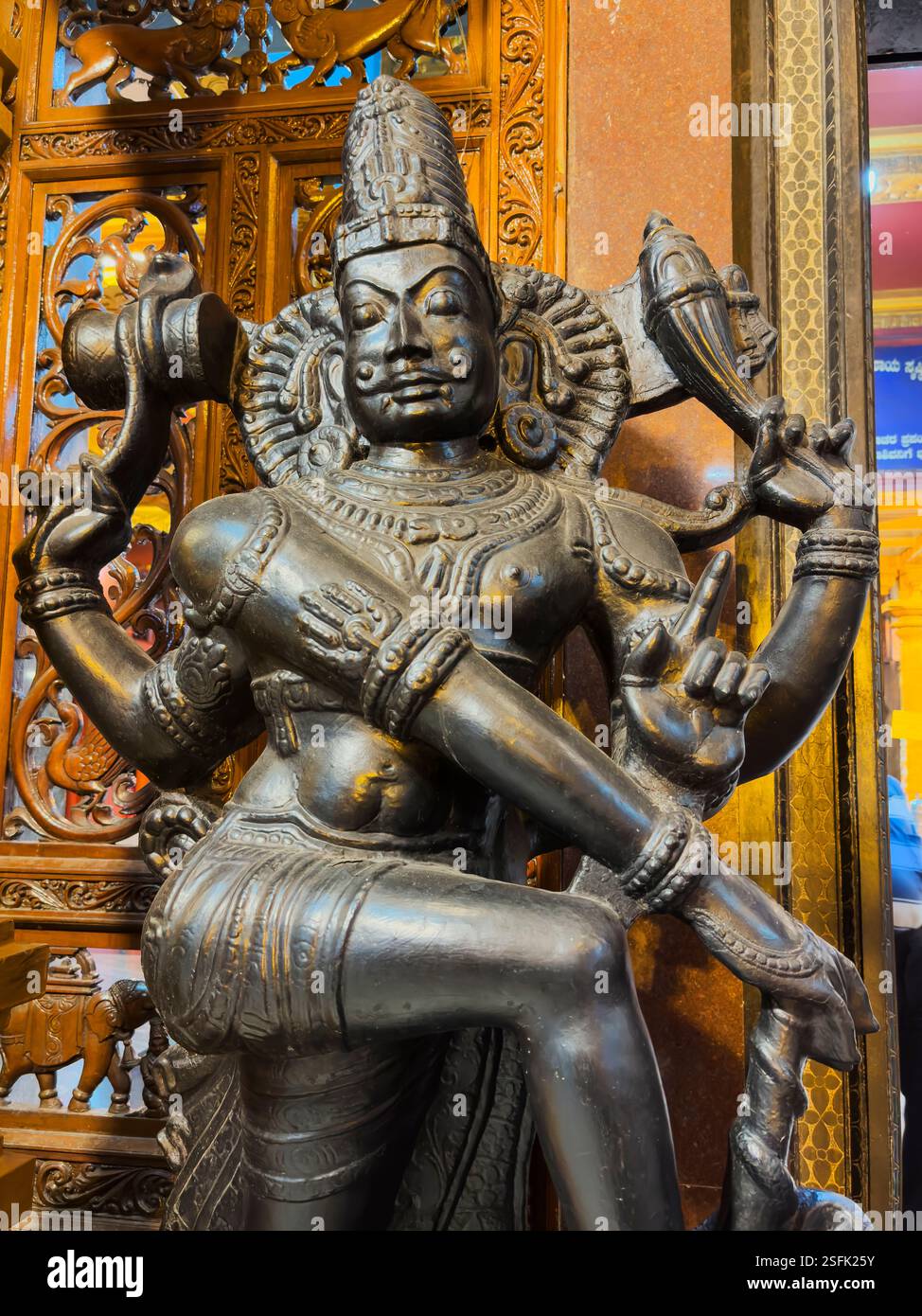Dancing shiva hi-res stock photography and images - Alamy
