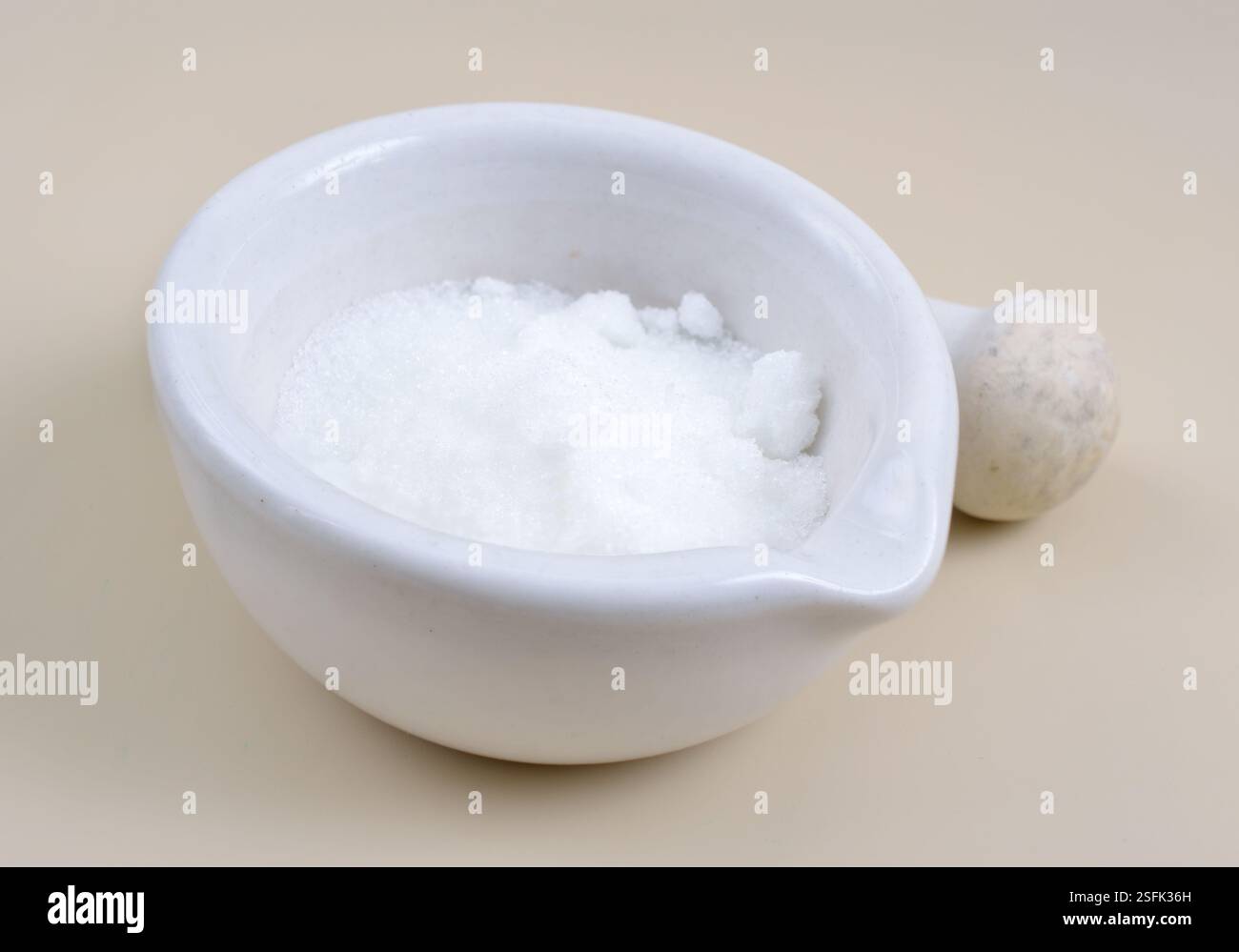 Ammonium persulfate APS is the inorganic compound Stock Photo - Alamy
