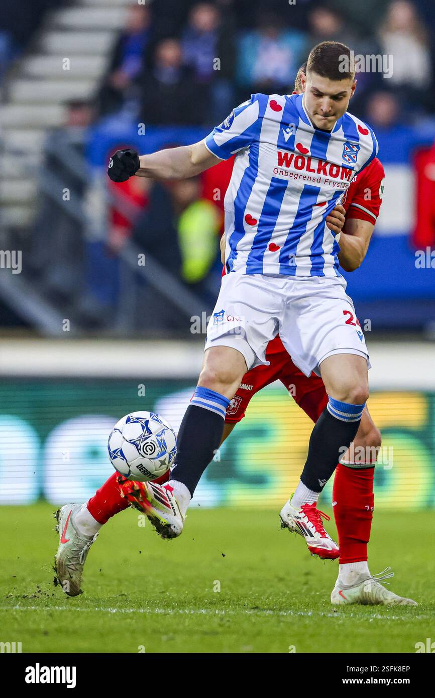Heerenveen, Netherlands. 09th Feb, 2025. HEERENVEEN, 09-02-2025, Abe ...