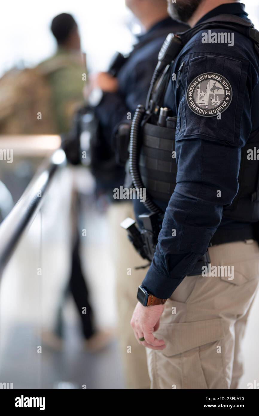 Employees with the Department of Homeland Security (DHS) Transportation ...