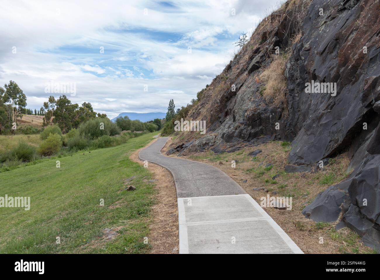 walking path through nature reserve jordan river trail near Pontville ...