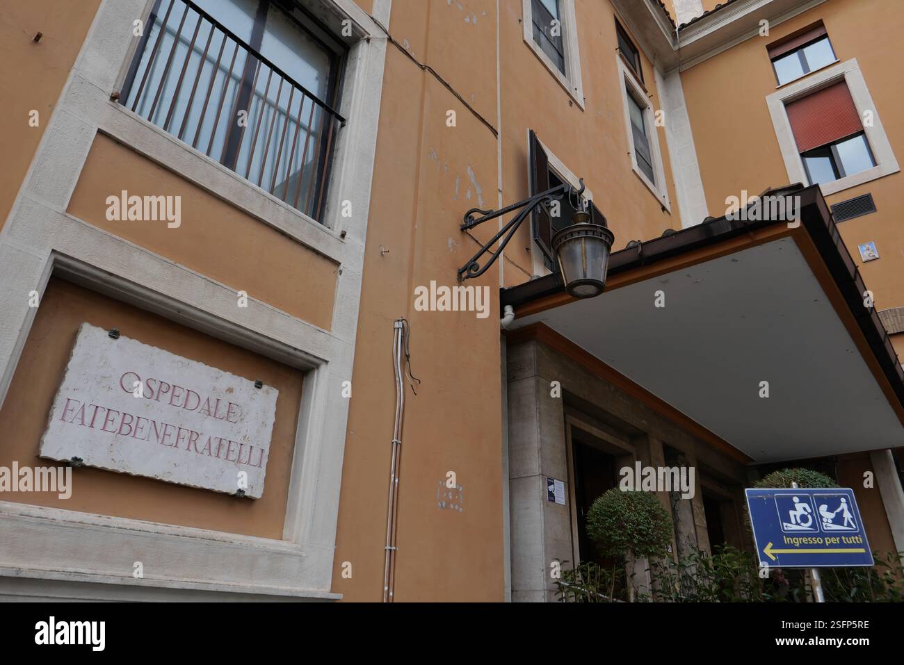 The fatebenefratelli hospital hi-res stock photography and images - Alamy