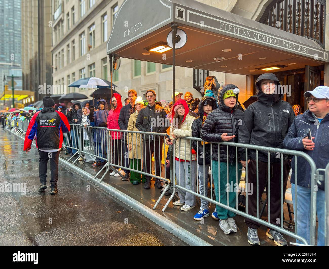 New York, New York, November 28, 2024: A crowd of people watching the ...