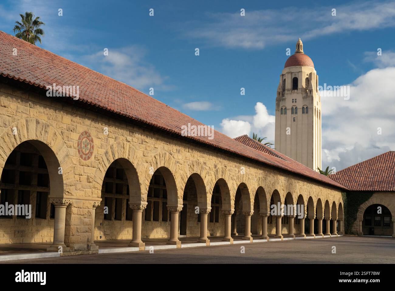 The Stanford University Memorial Church (and surrounding architecture ...
