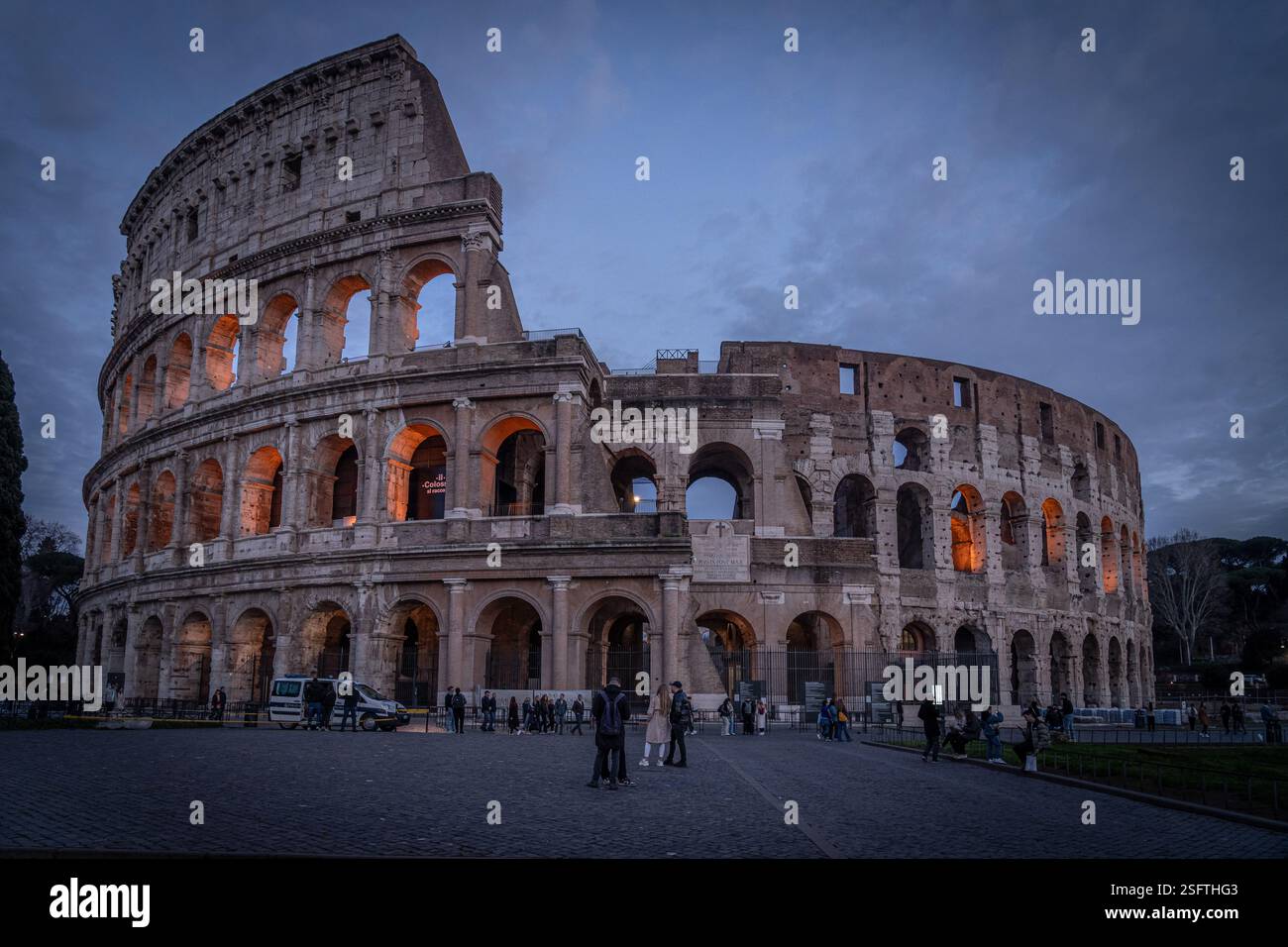 The Colosseum Amphitheatre, the largest ancient amphitheater ever built ...