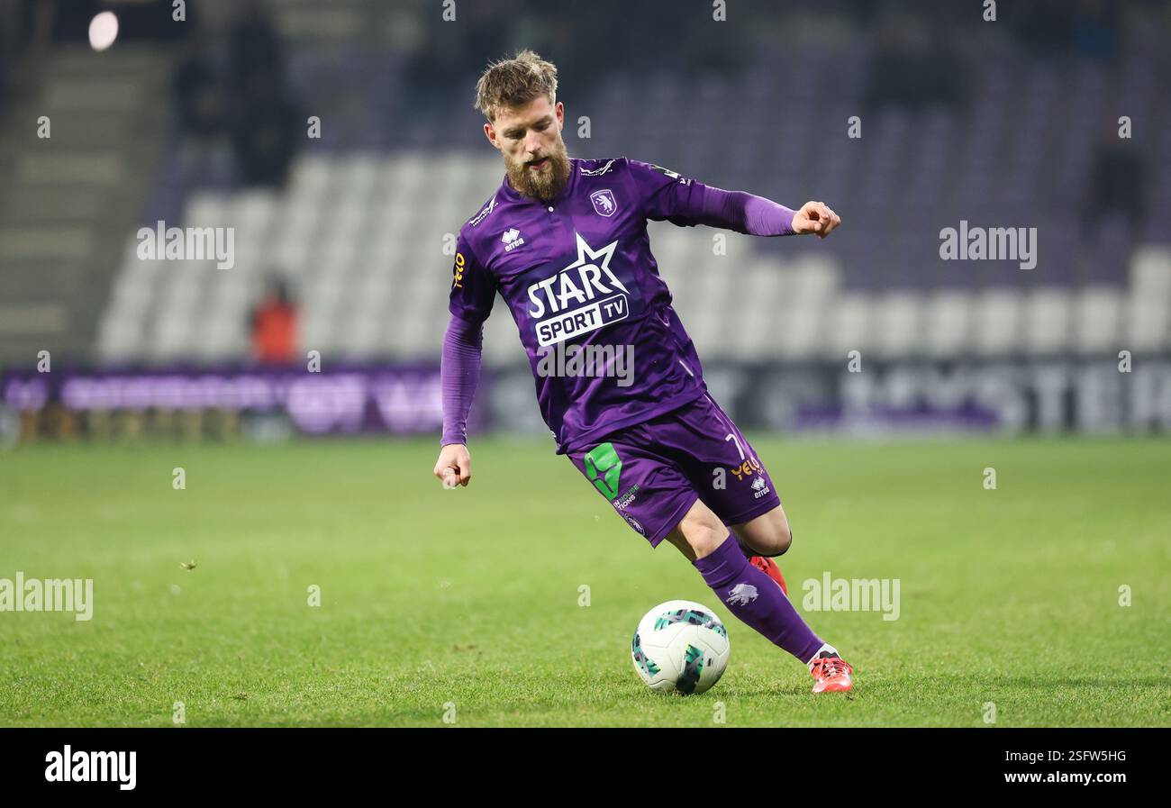 Antwerp, Belgium. 09th Feb, 2025. Beerschot's Tom Reyners pictured in ...