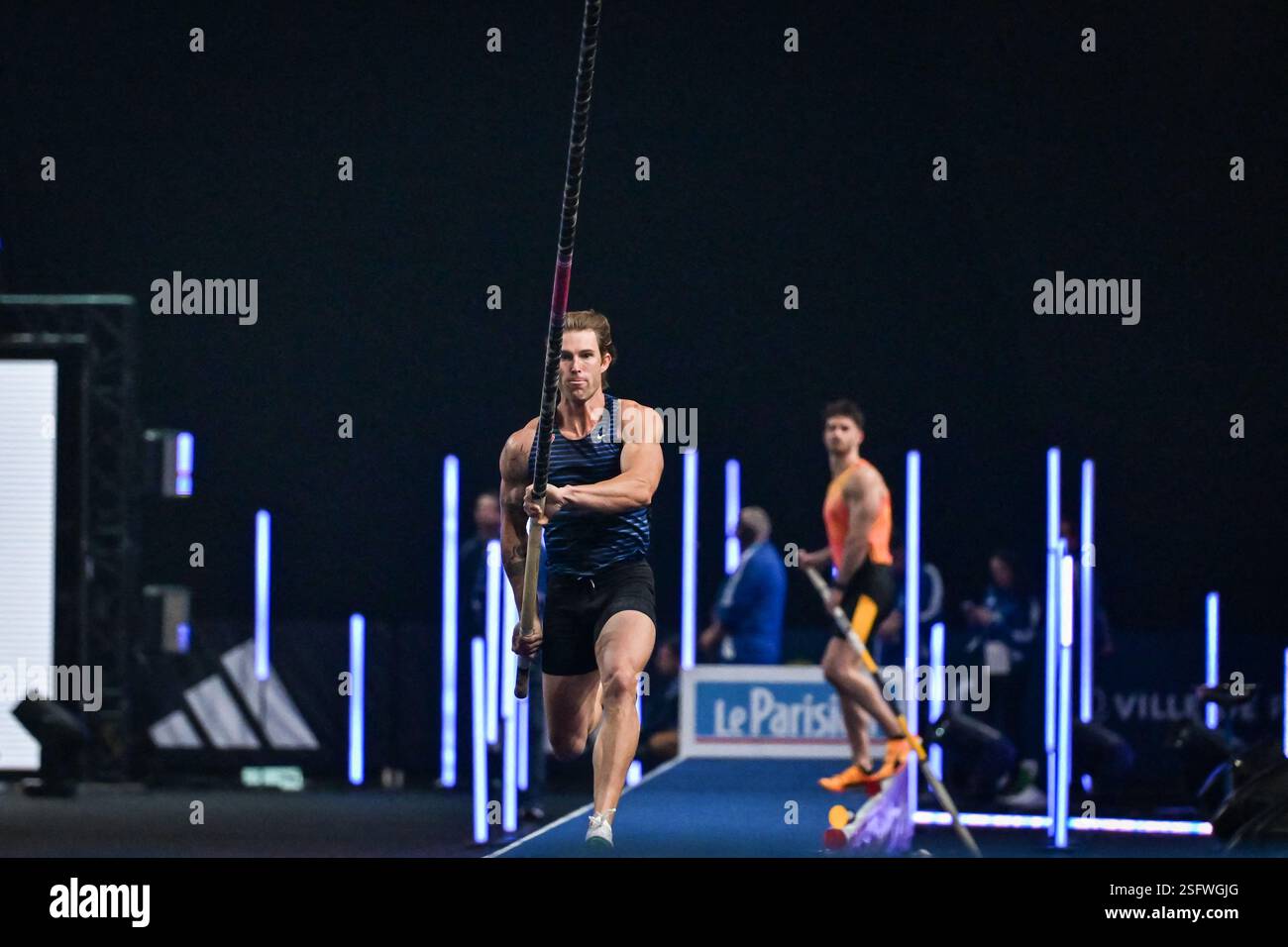 Paris, France. 09th Feb, 2025. US OATES Olen Tray competes during the ...