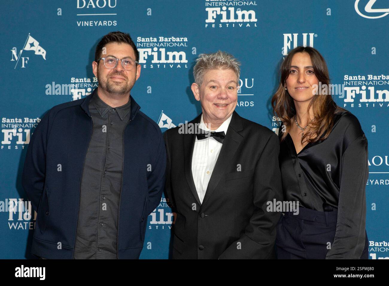 Nicholas Weissman, Debra Madsen und Soraya Simi bei der Verleihung des ...