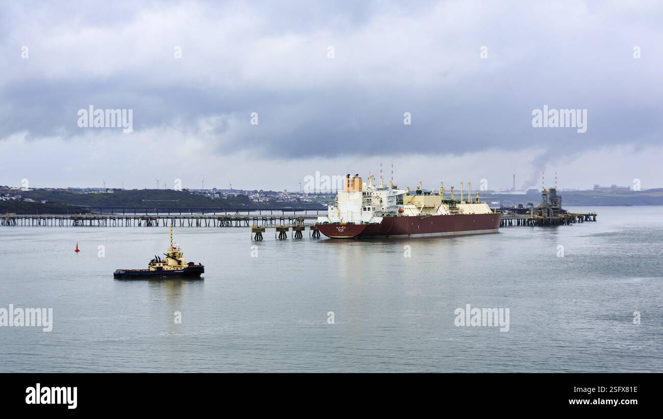LNG tanker Al Samriya in the harbour of Pembroke, Pembroke Dock, Wales ...