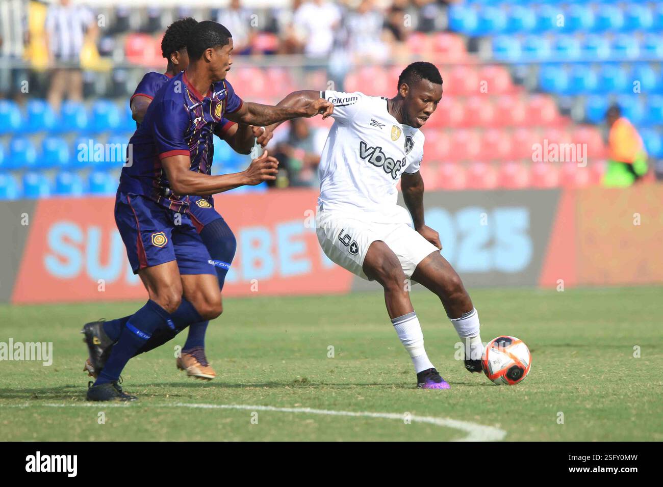 Cariacica, Brazil. 09th Feb, 2025. Botafogo x Madureira play in a match ...