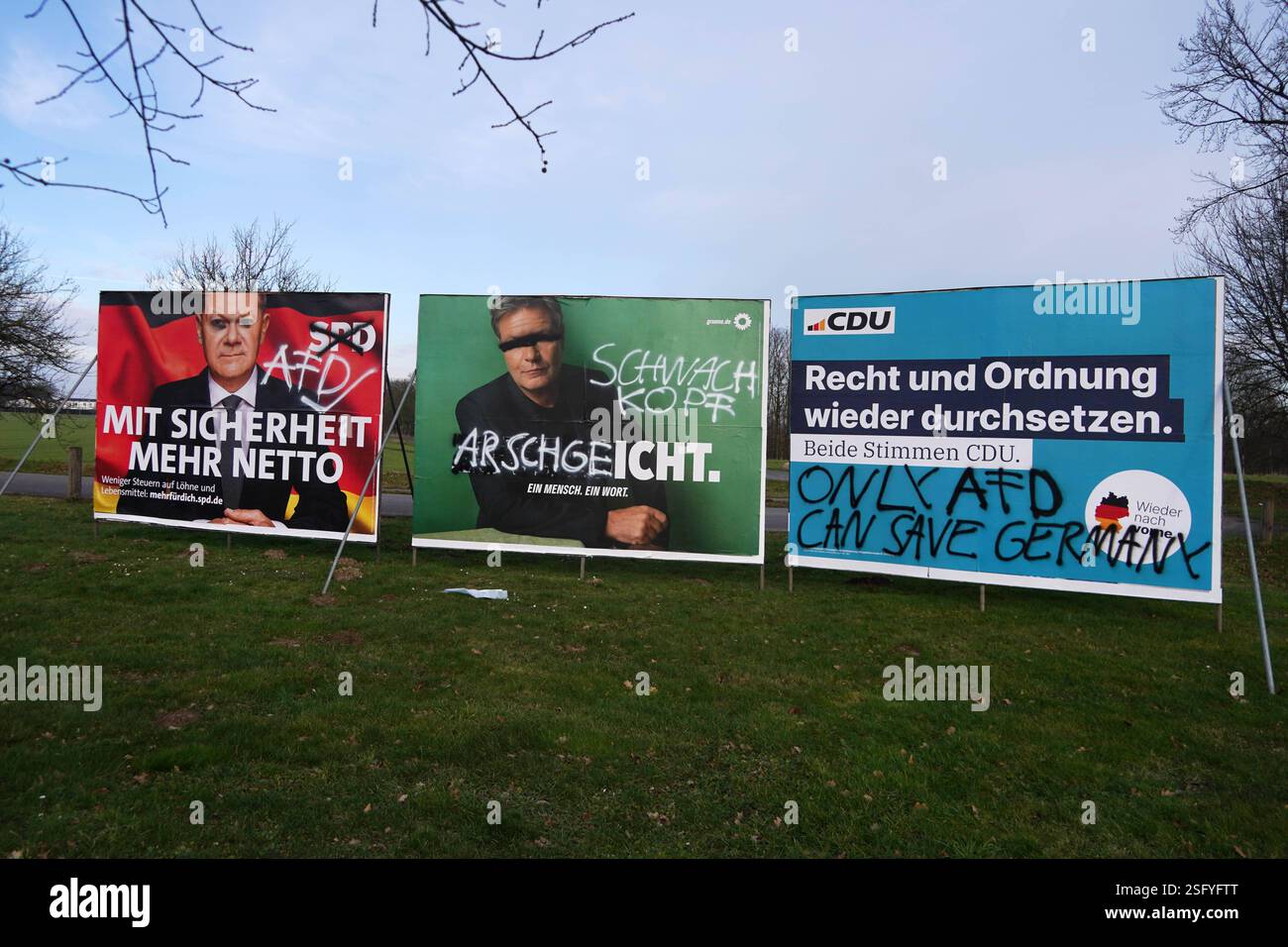 Köln, Wahlkampfplakate zur Bundestagswahl zum 21. Deutschen Bundestag ...