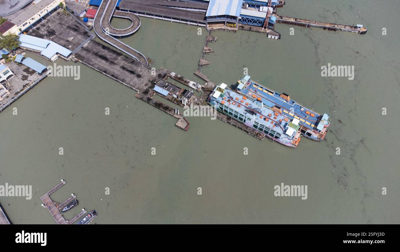 Penang Georgetown Ferry, Penang, Malaysia Stock Photo - Alamy