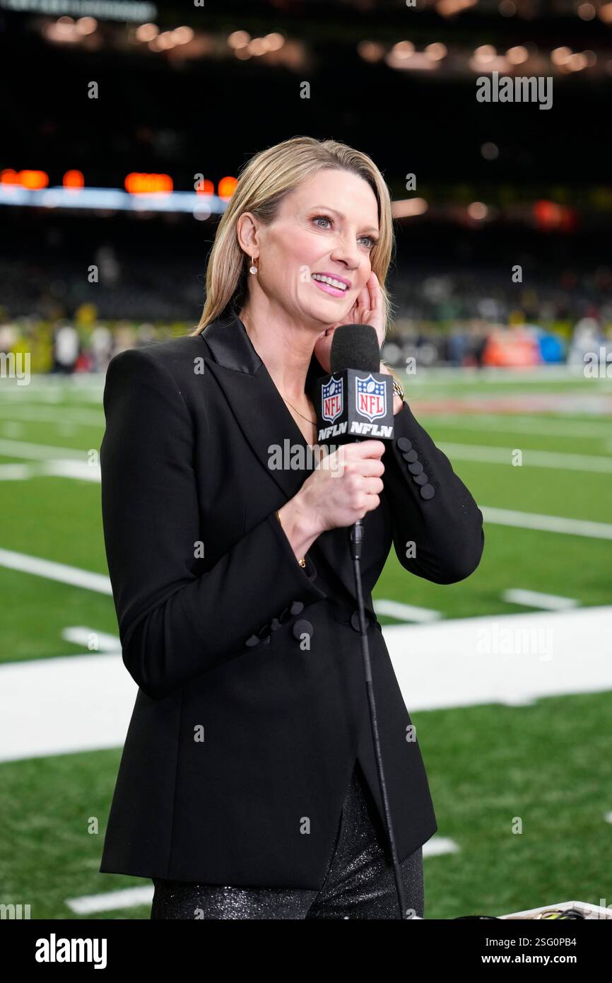 NFL Network reporter Stacey Dales works on the sideline before the NFL ...