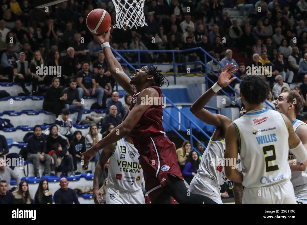 Cremona, Italy. 09th Feb, 2025. Chris Horton (Trapani Shark) during ...