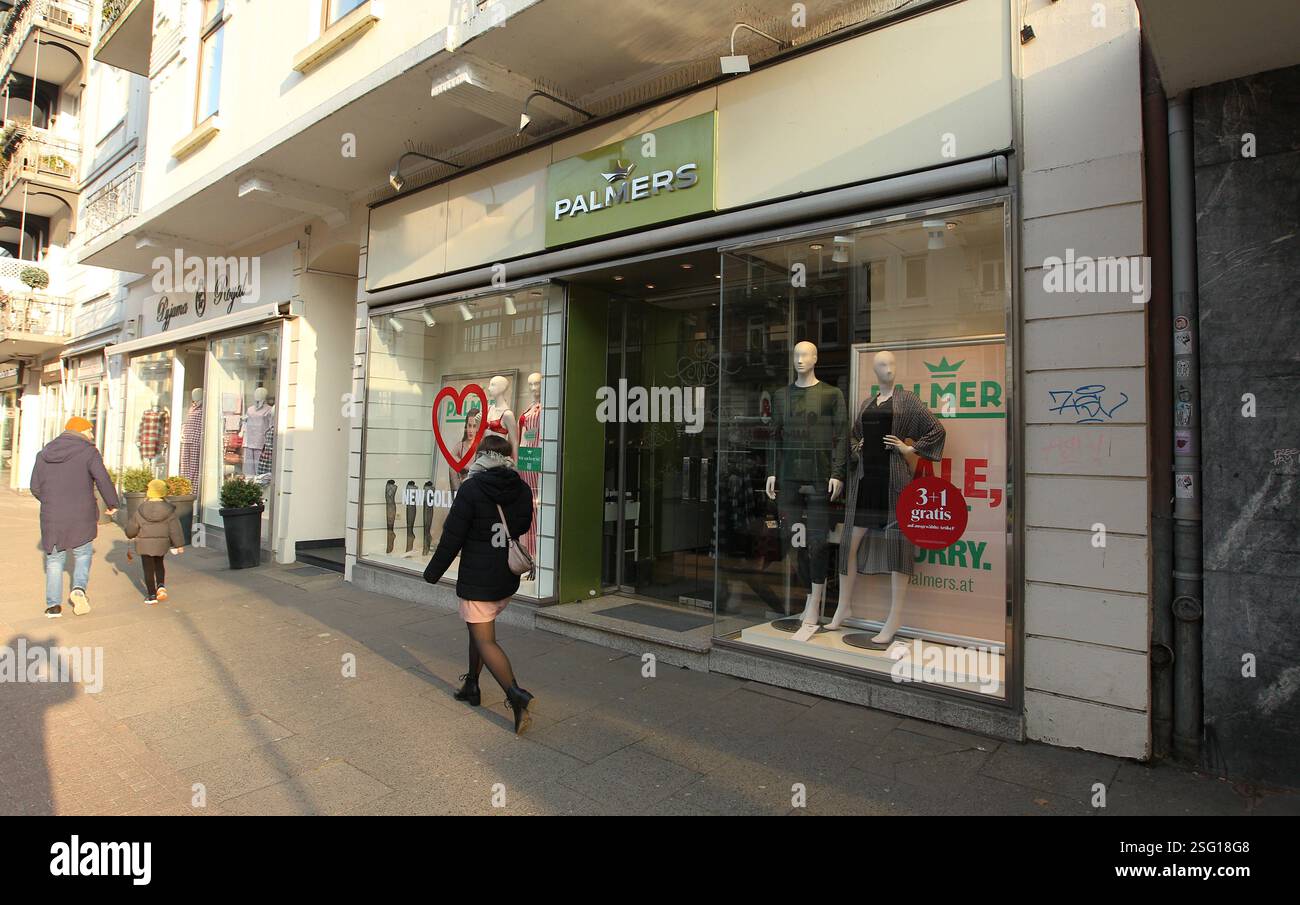 Filiale des österreichischen Textilherstellers Palmers am Eppendorfer ...