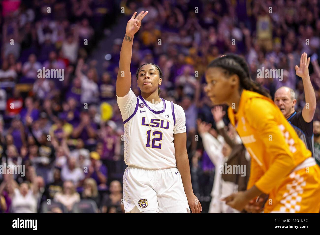 Baton Rouge, LA, USA. 9th Feb, 2025. LSU's Mikaylah Williams (12 ...