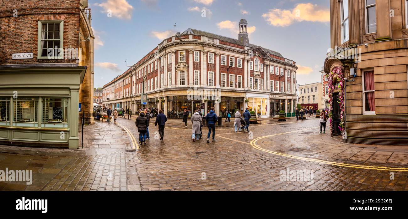 ST HELEN'S SQUARE, YORK, UK - FEBRUARY 9, 2025. A wide angle landscape ...