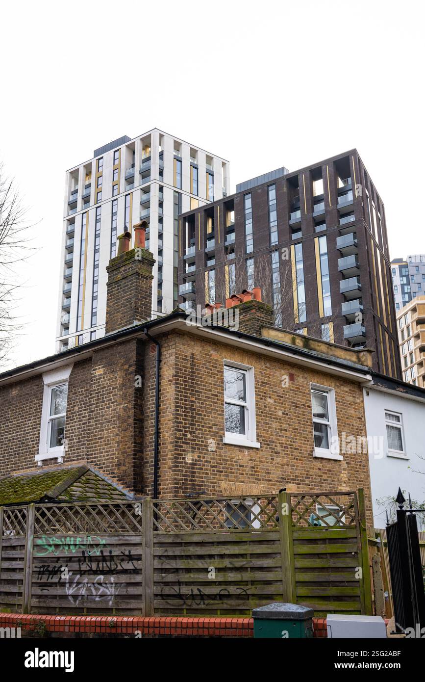 Luxury homes lewisham hi-res stock photography and images - Alamy