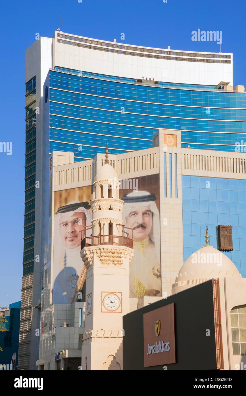 A billboard featuring king Hamad bin Isa Al Khalifa and crown prince ...